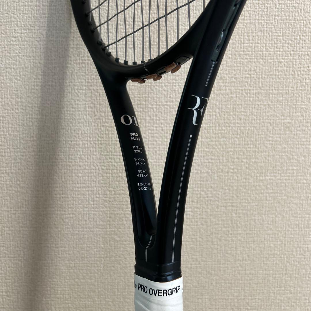 Wilson RF01 Pro テニスラケット 320g G2