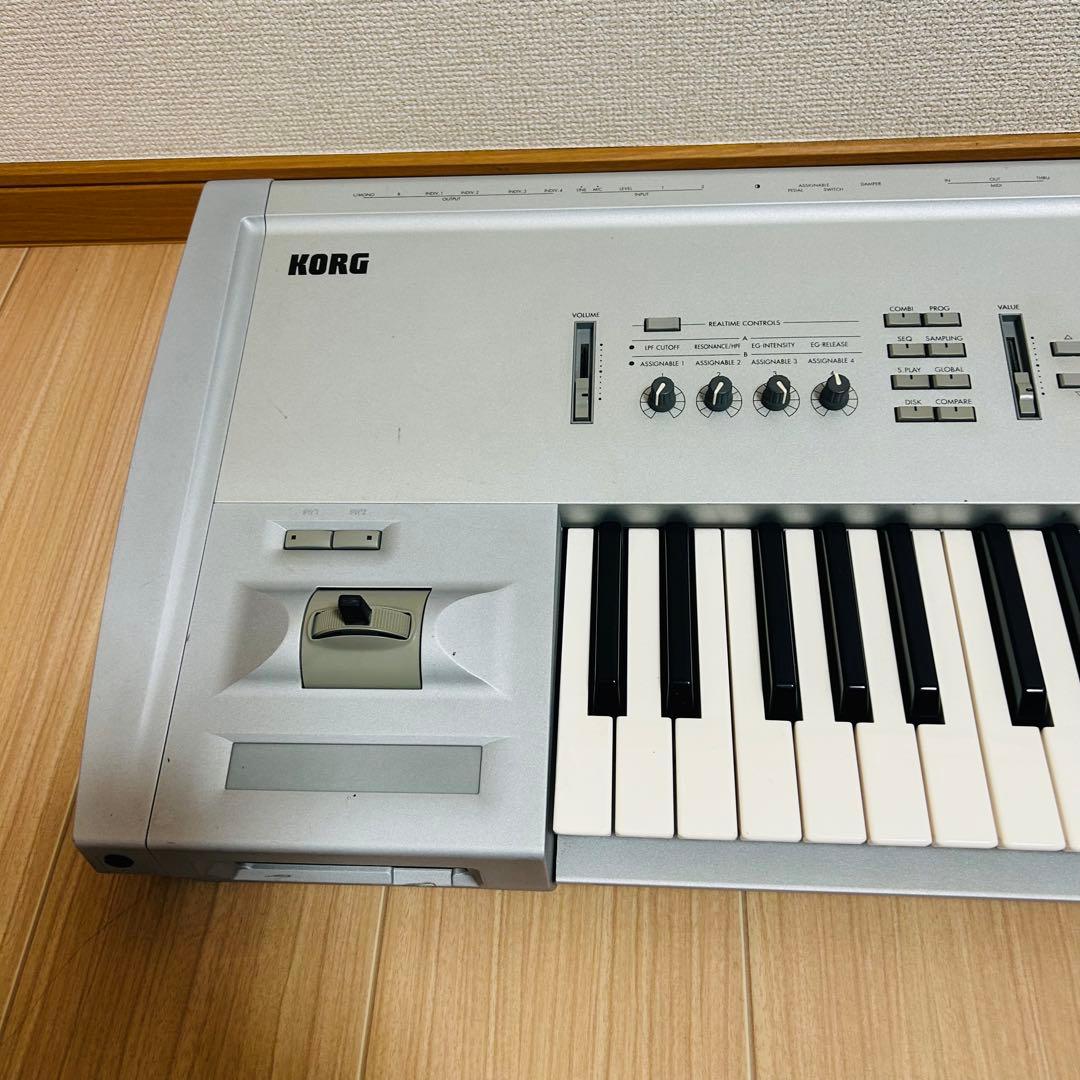 【音出しOK】KORG TRITON シンセサイザー 61鍵 ソフトケース付き