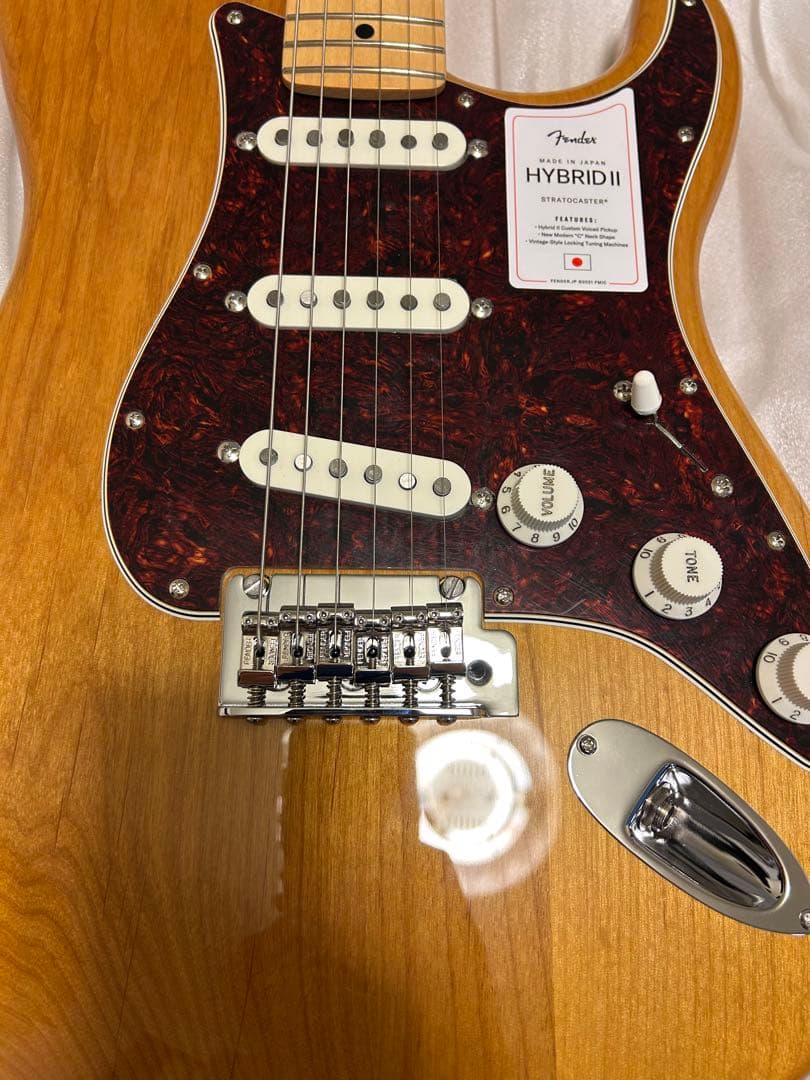 ギター Fender Hybrid II Stratocaster Vintage