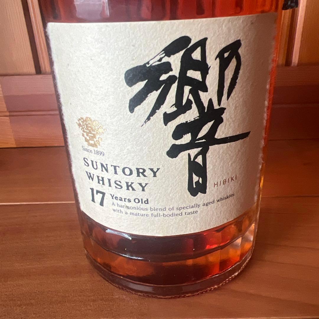 SUNTORY 響 17年 箱入りウイスキー　1本
