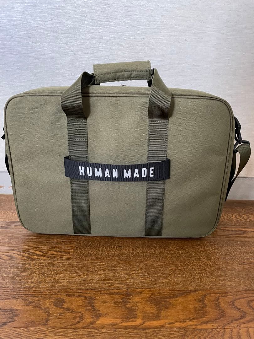 ヒューマンメイド　HUMAN MADE トラベルバック　ビジネスバッグ　カバン