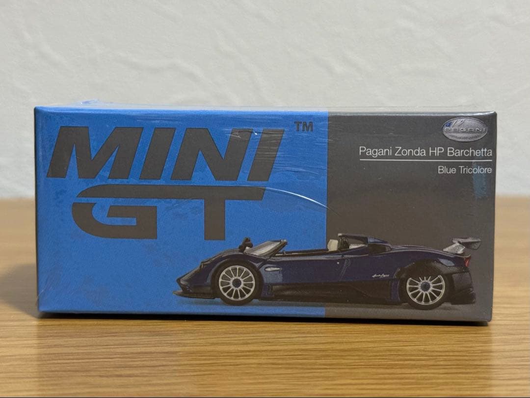 新品未開封 パガーニ ゾンダ ウアイラ 1/64 MINI GT ミニカー
