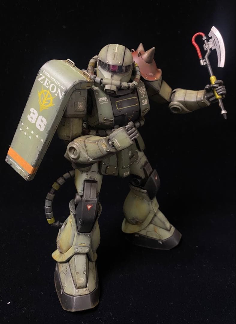 【ガンプラ完成品】　MG MS-06F/J ザクII 1/100 バージョン1