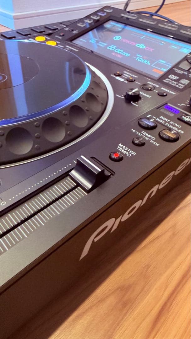 Pioneer CDJ-2000NXS2 1台　デッキセーバー付き 箱付き