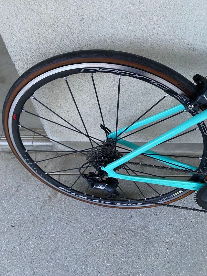 Bianchi アクアブルー ロードバイク Ultegra
